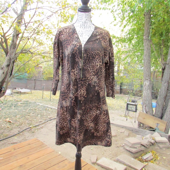 Robert Louis | Dresses | Robert Louis Leopard Print Long Sleeve Dress ...
